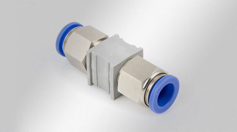 Bulkhead fittings & couplings for pneumatic hoses