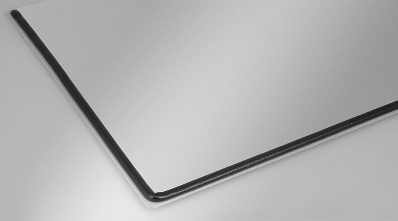 Sealing bead made of PU foam, self-adhesive